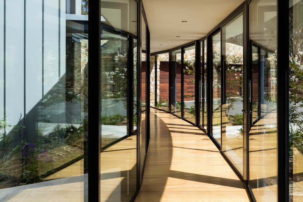 Fixed Aluminium Windows | Clear Views & Light